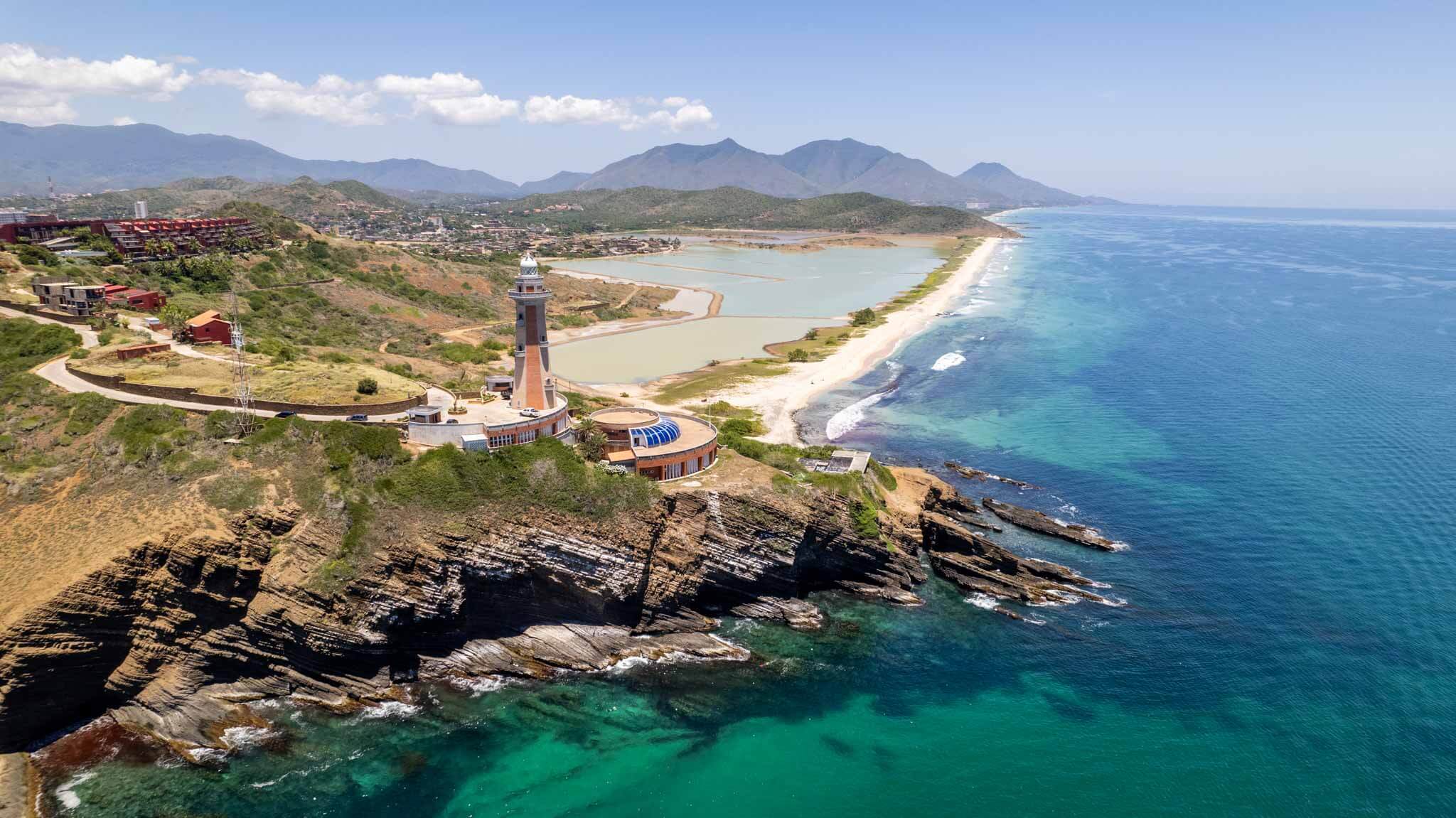 Faro Punta Ballenas o Faro de Pampatar: un lugar histórico ubicado en ...